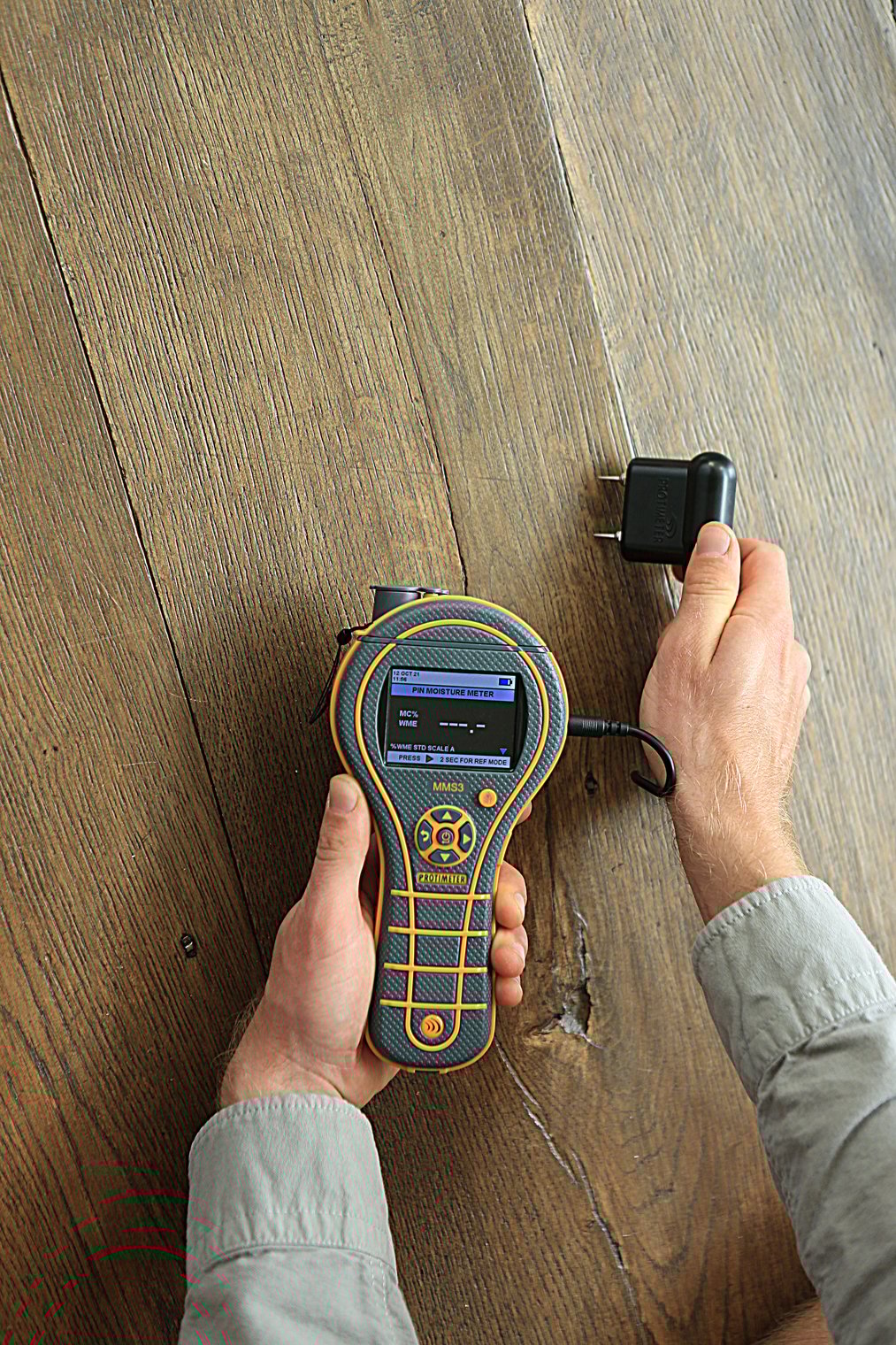 Technically Speaking | How Does a Moisture Meter Work?
